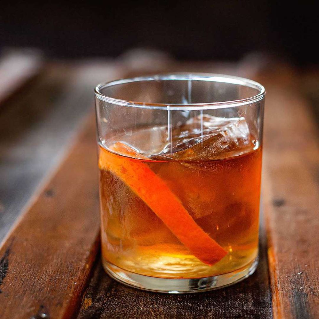 Tequila Old Fashioned: Um Clássico com um Toque Mexicano - Blog Dose Extra